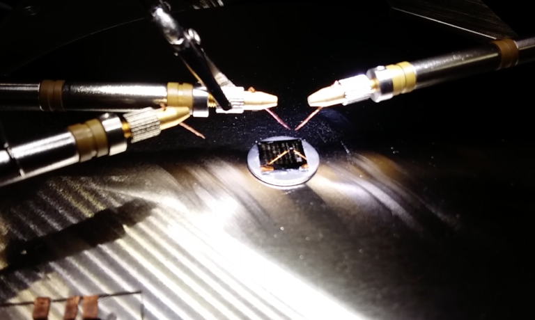 Probe station | Laboratory of Organic Matter Physics